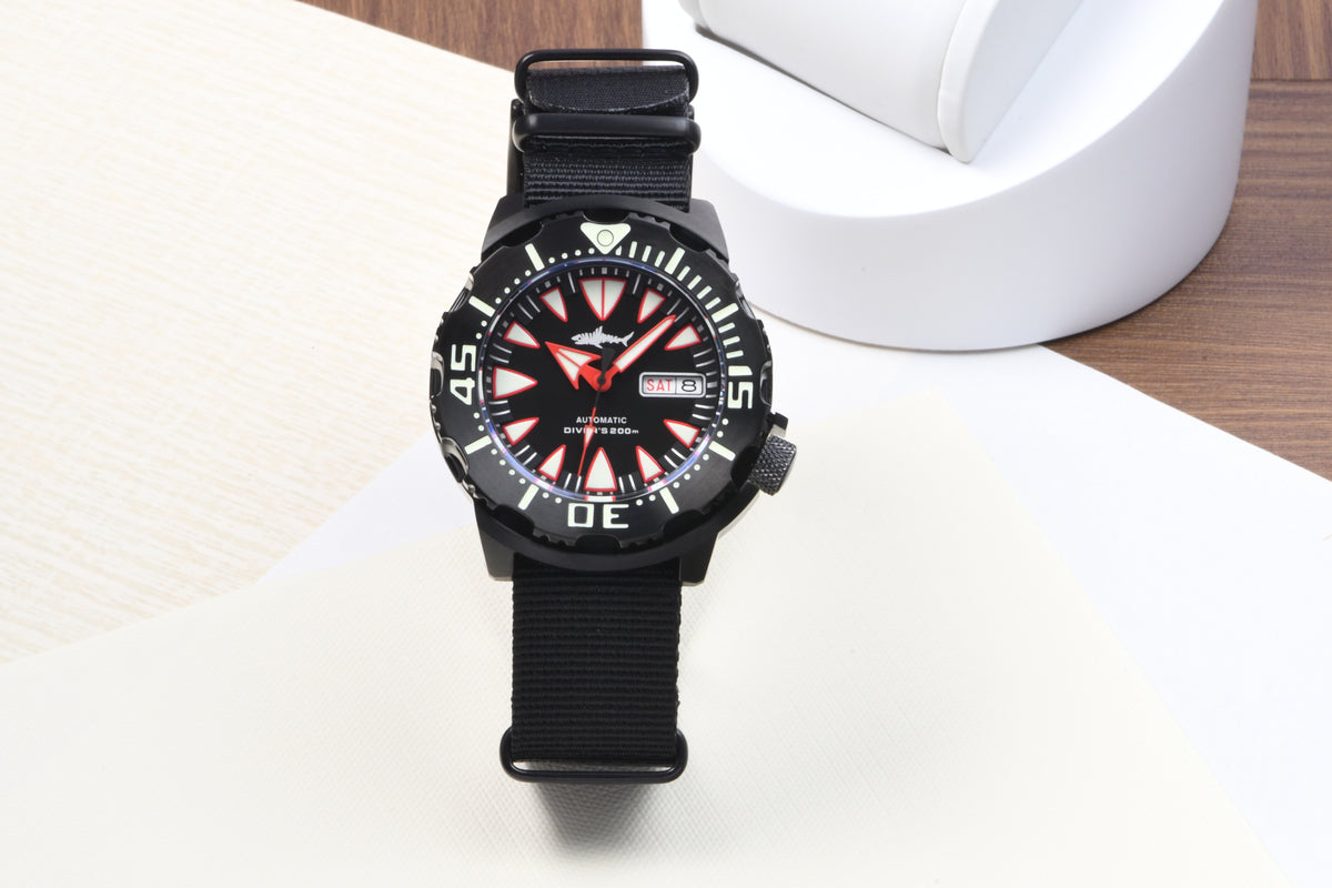 Heimdallr Black Monster Red Fang | WR Watches